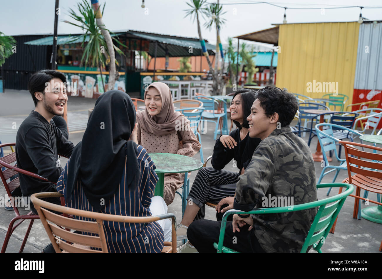 hanging out with friends Stock Photo - Alamy