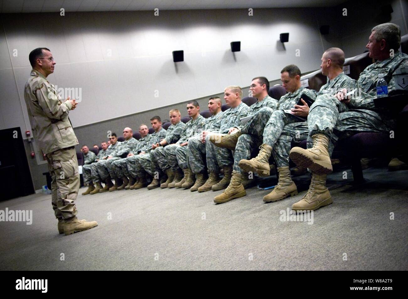 Defense.gov photo essay 071024-N-0696-239 Stock Photo - Alamy