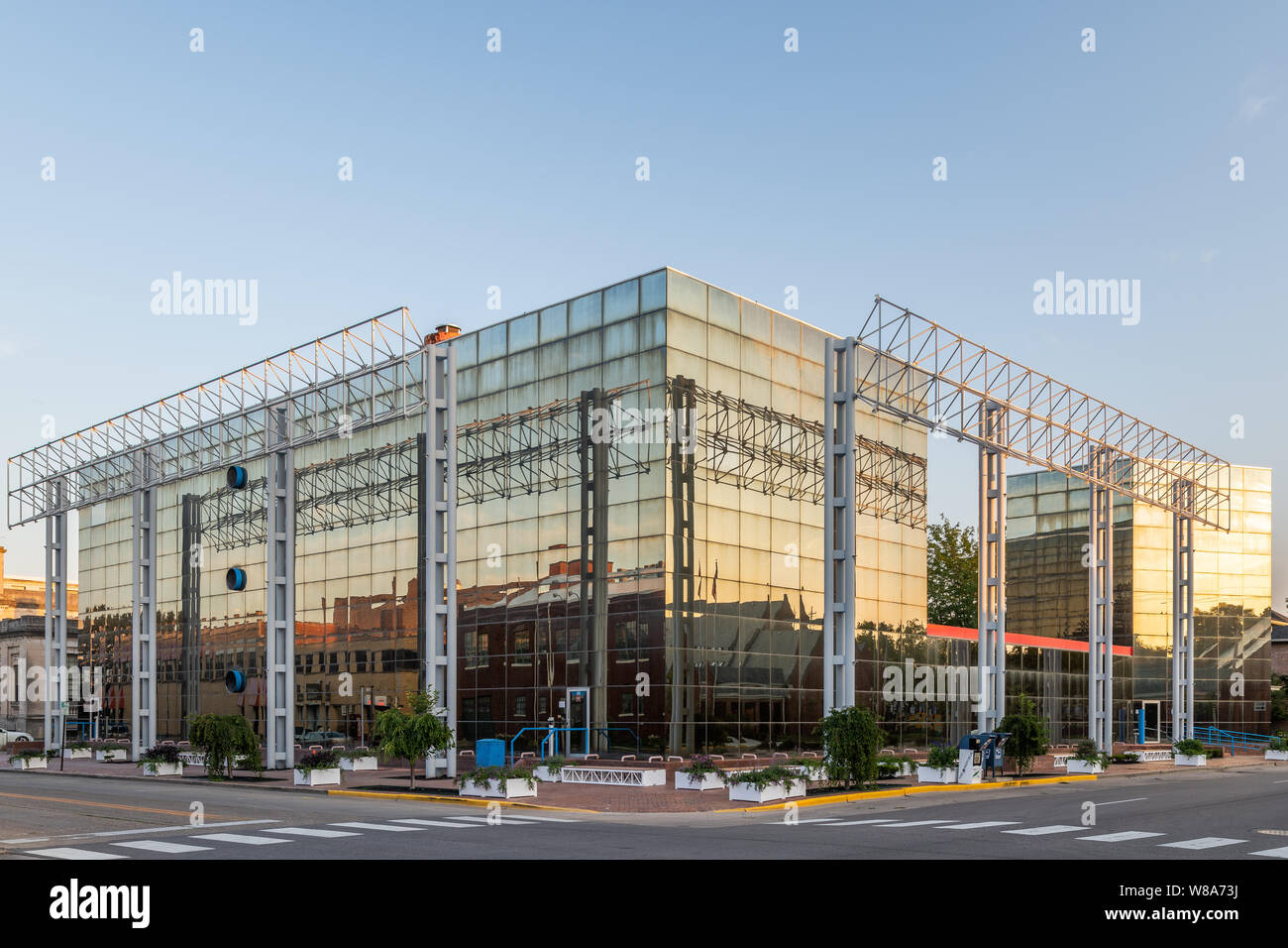 AT&T Switching Center, designed by Paul Kennon Stock Photo - Alamy