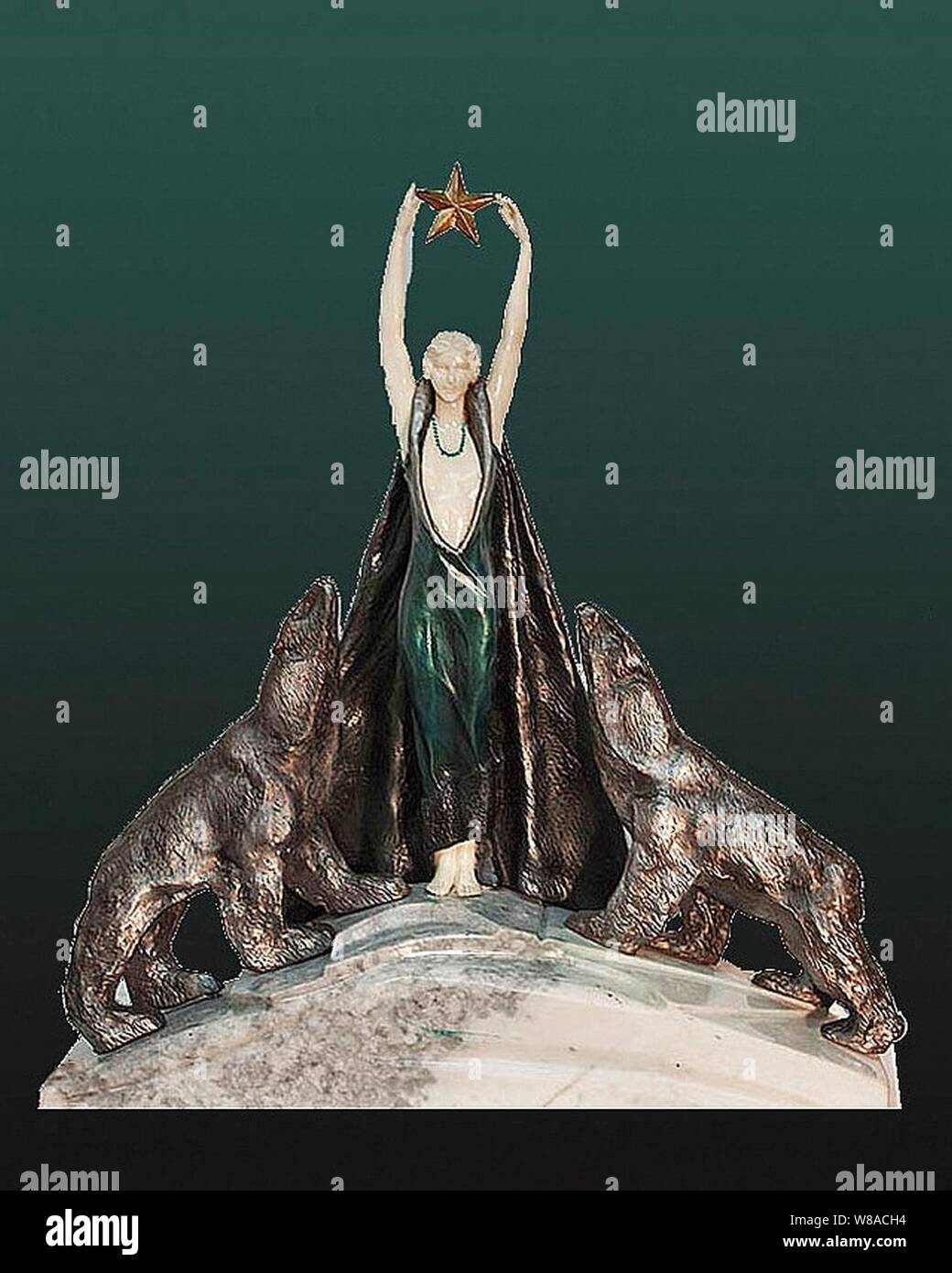 Demetre chiparus bronze hi-res stock photography and images - Alamy