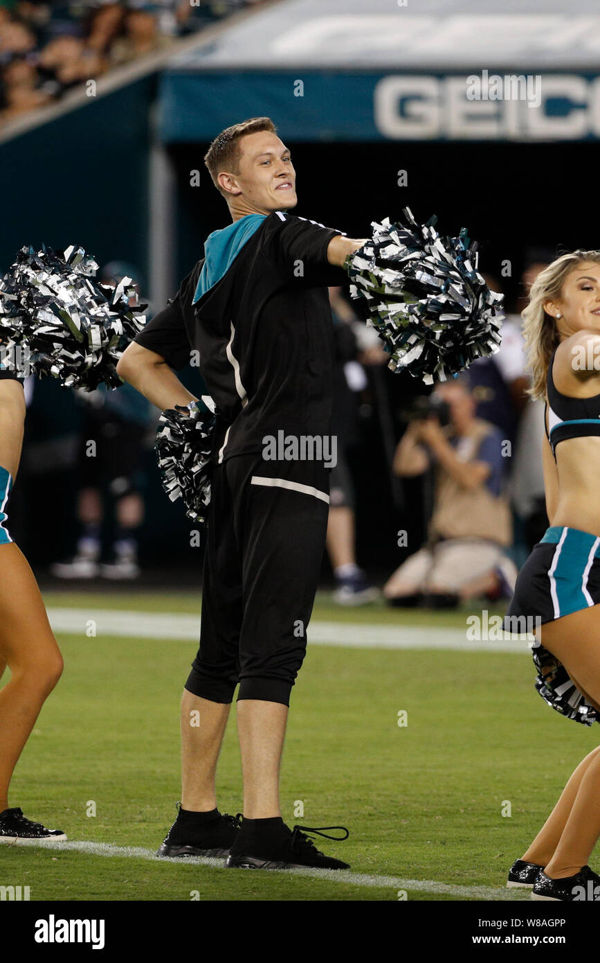 Male cheerleader hi-res stock photography and images - Alamy