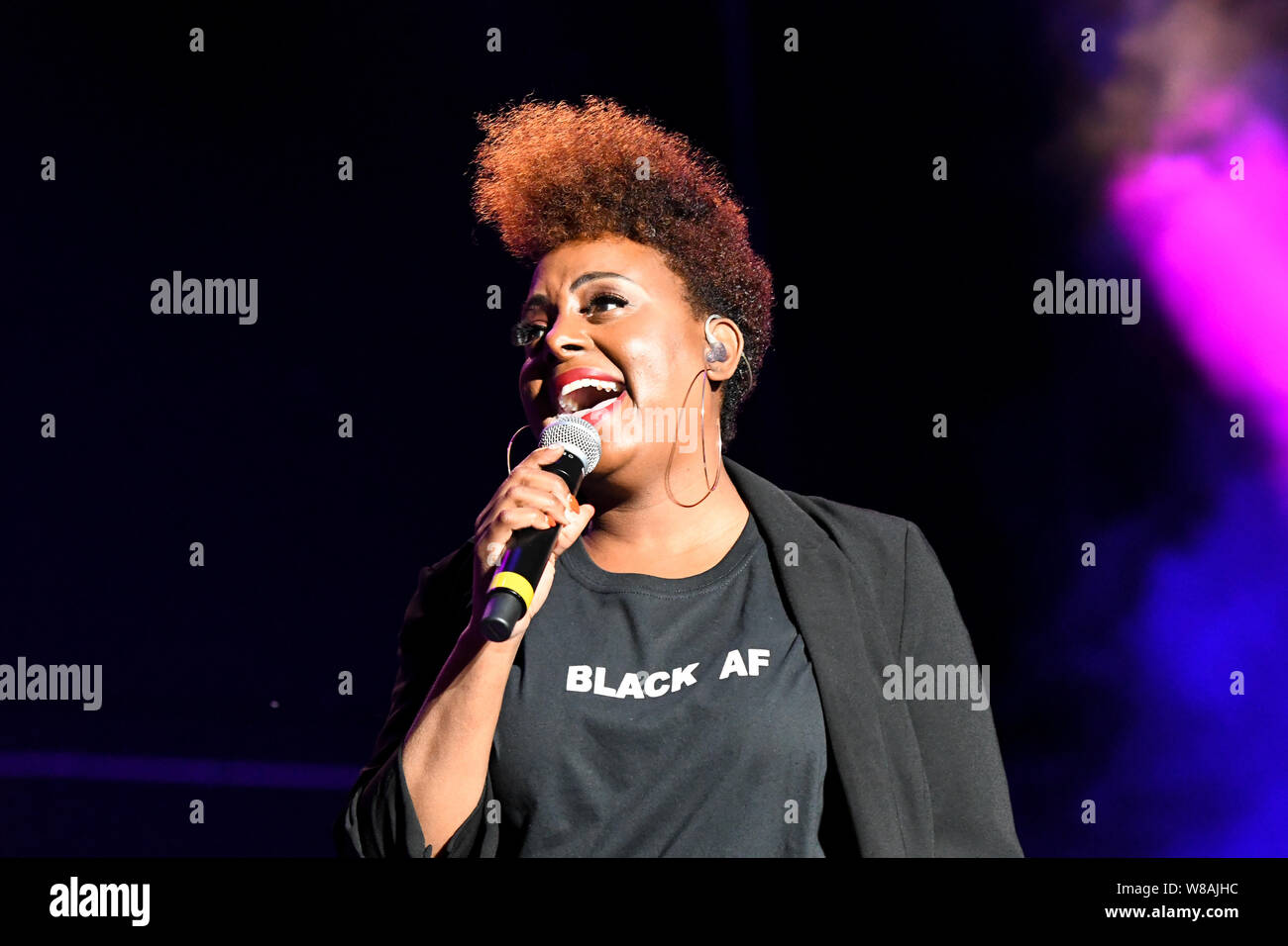 Ledisi concert hi-res stock photography and images - Alamy