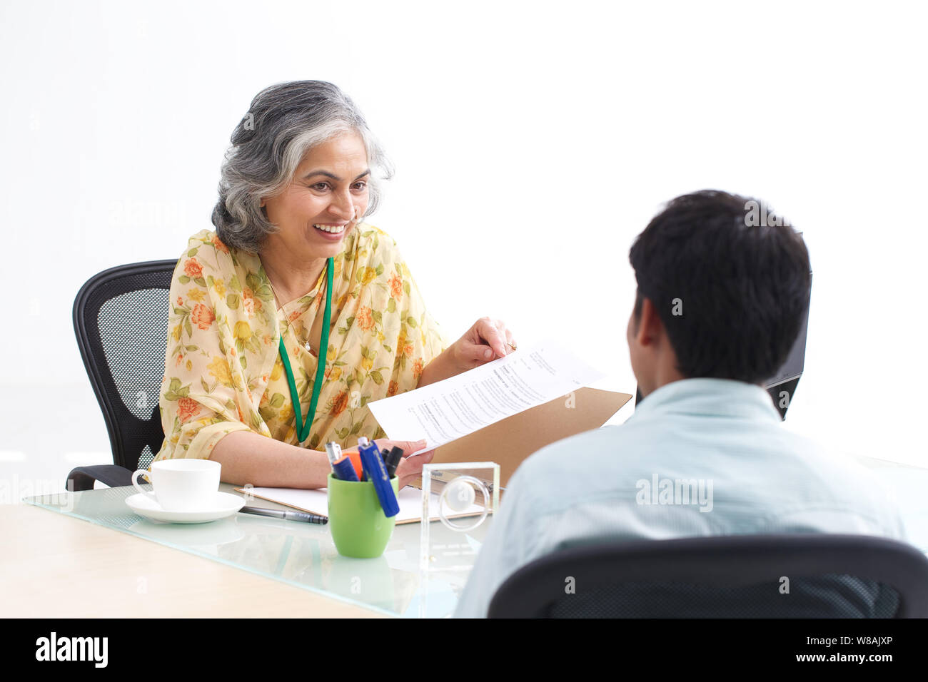 Bank customer desk hi-res stock photography and images - Alamy