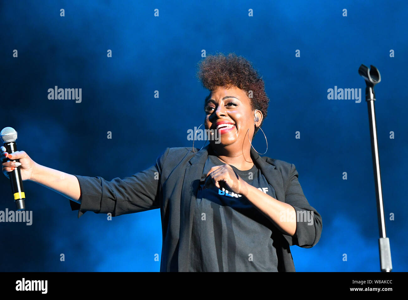 Ledisi concert hi-res stock photography and images - Alamy