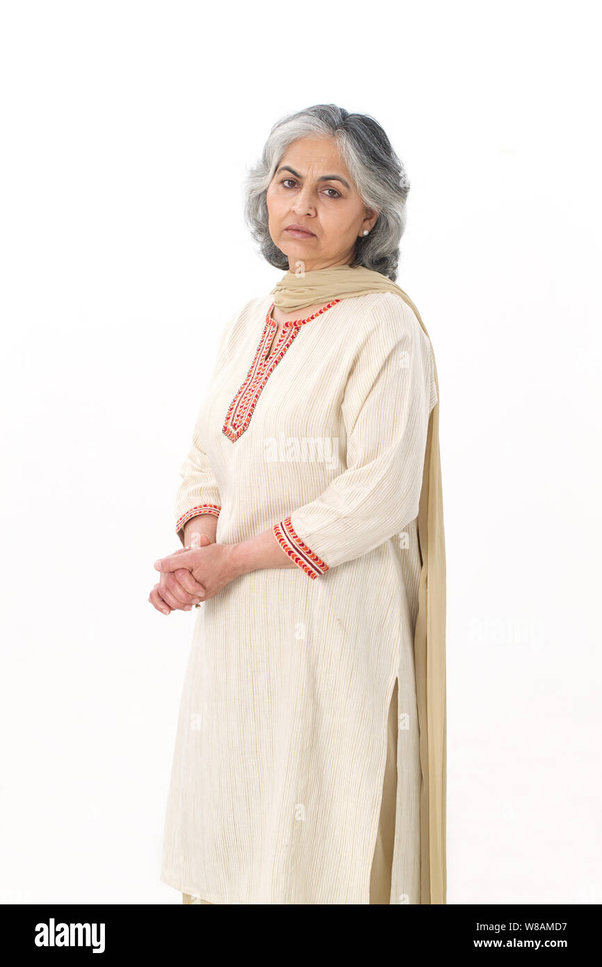 Old elderly woman hands clasped hi-res stock photography and images - Alamy