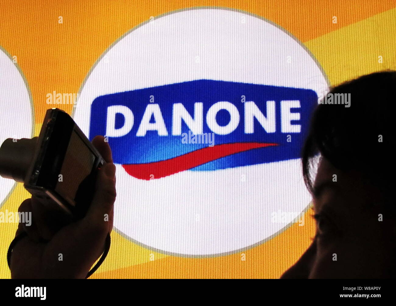 Danone logo hi-res stock photography and images - Alamy