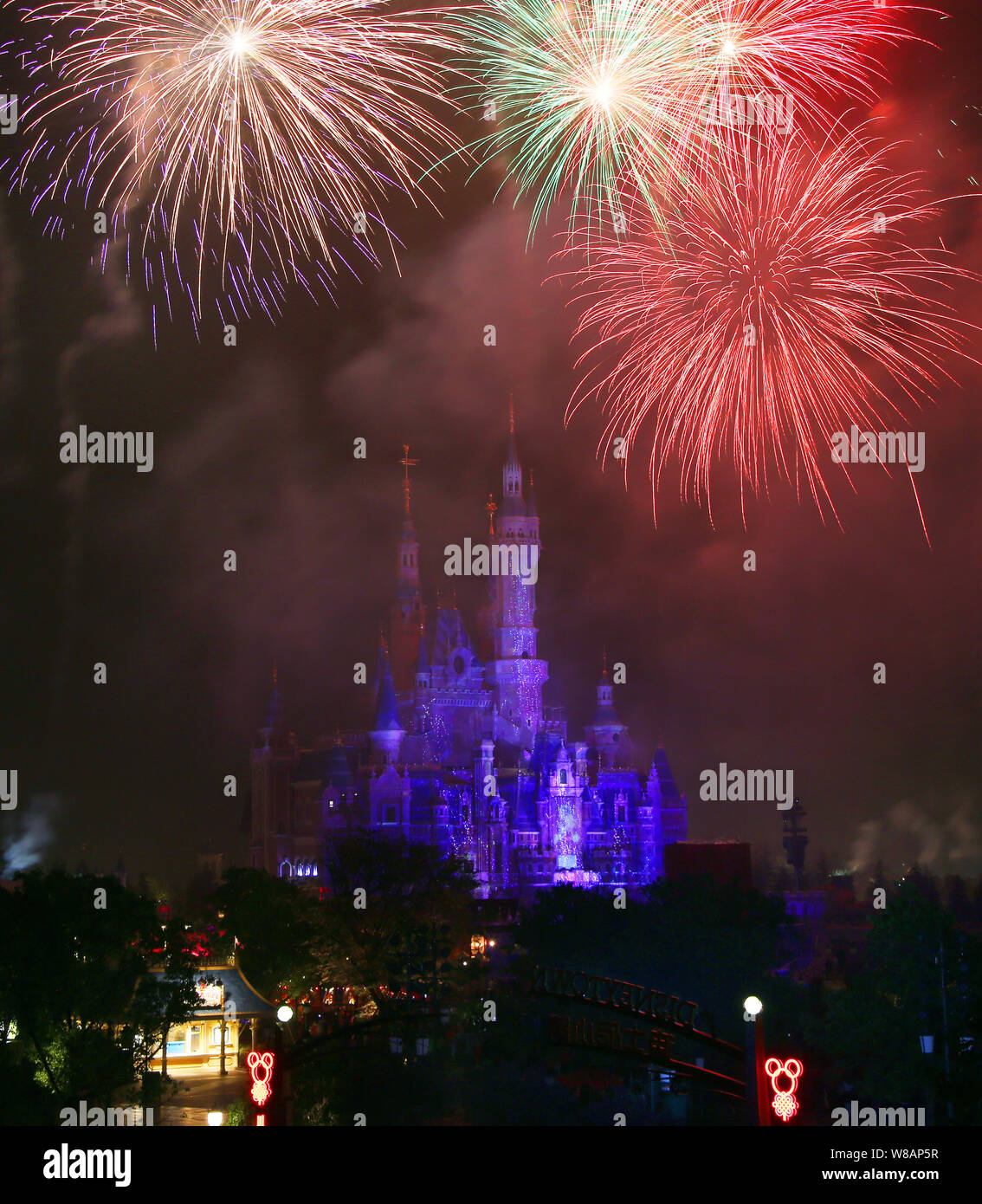 Shanghai disneyland fireworks hi-res stock photography and images - Alamy