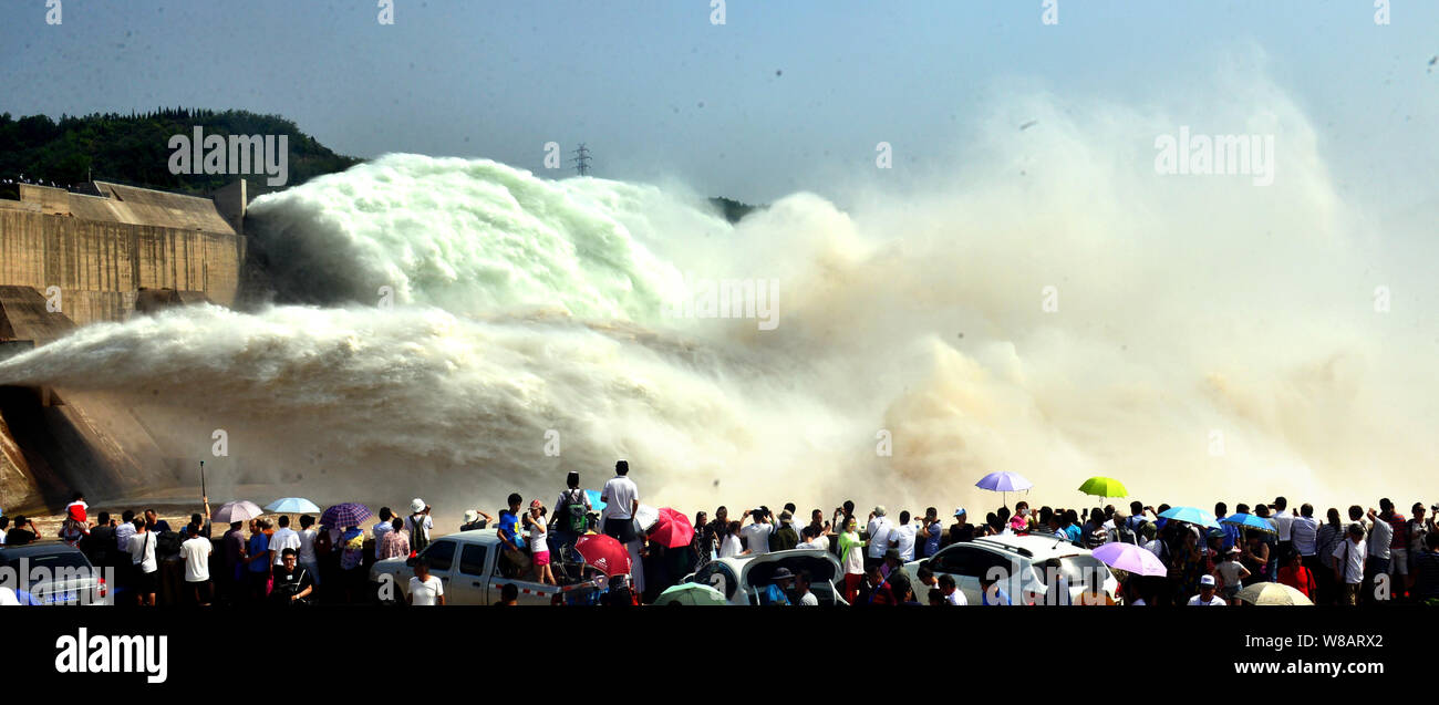 Silt laden water hi-res stock photography and images - Alamy