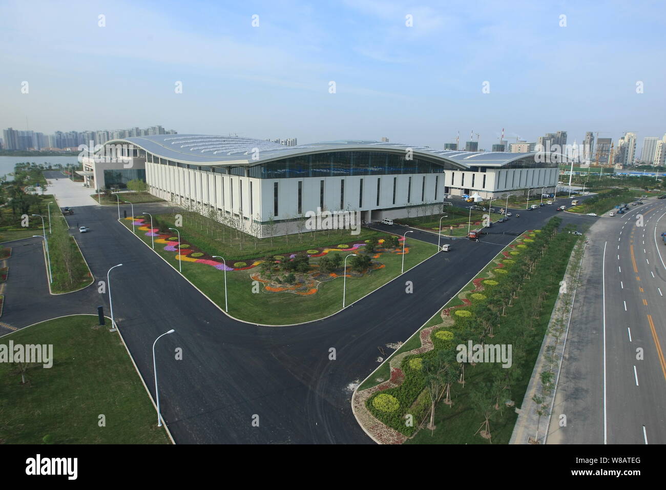 World forum convention center hi-res stock photography and images - Alamy