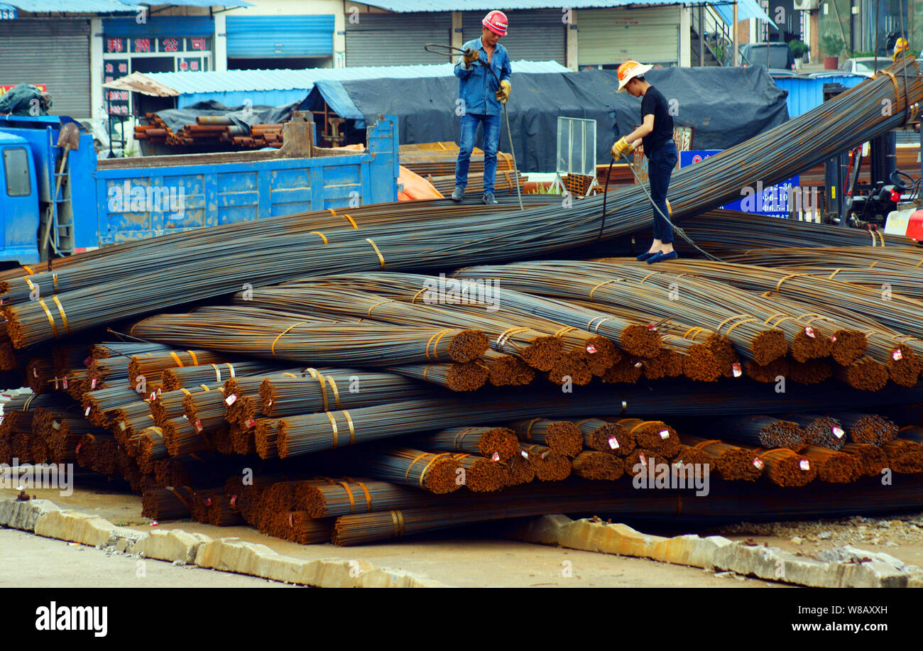 Crane rods hi-res stock photography and images - Alamy