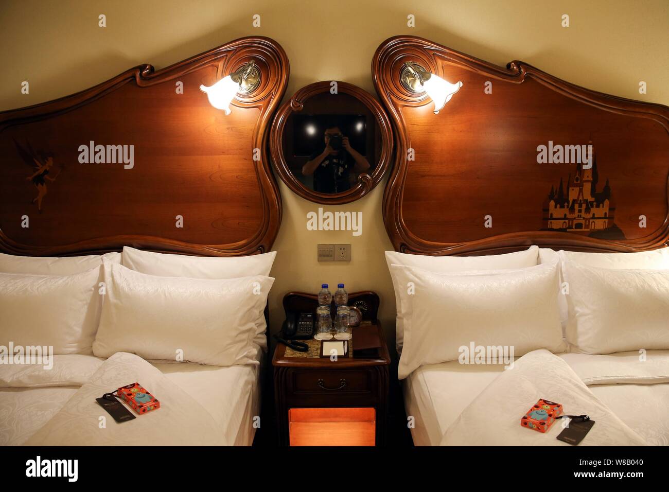 Disney hotel interior hi-res stock photography and images - Alamy