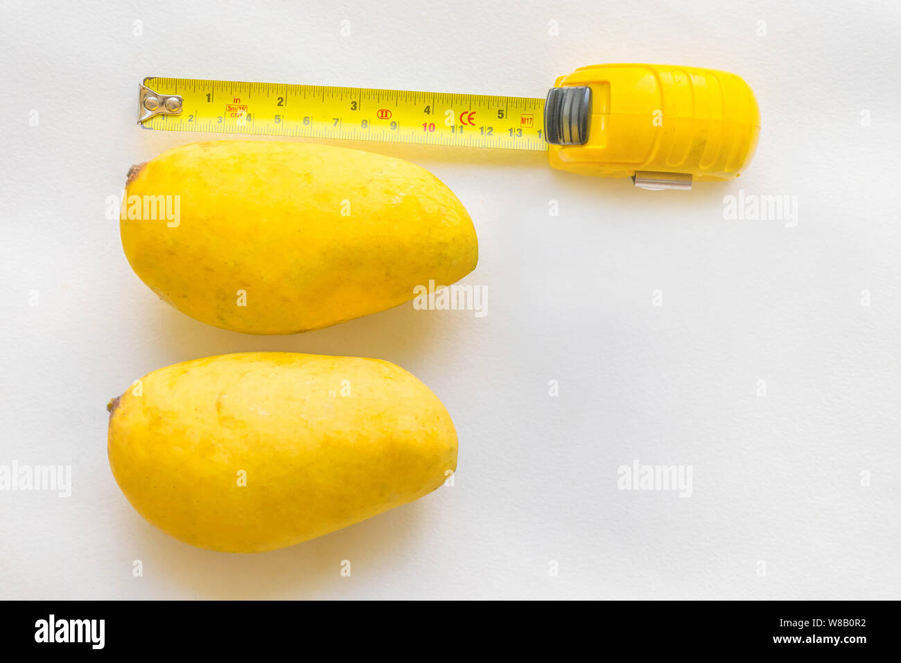 Fruit size measurement hi-res stock photography and images - Alamy
