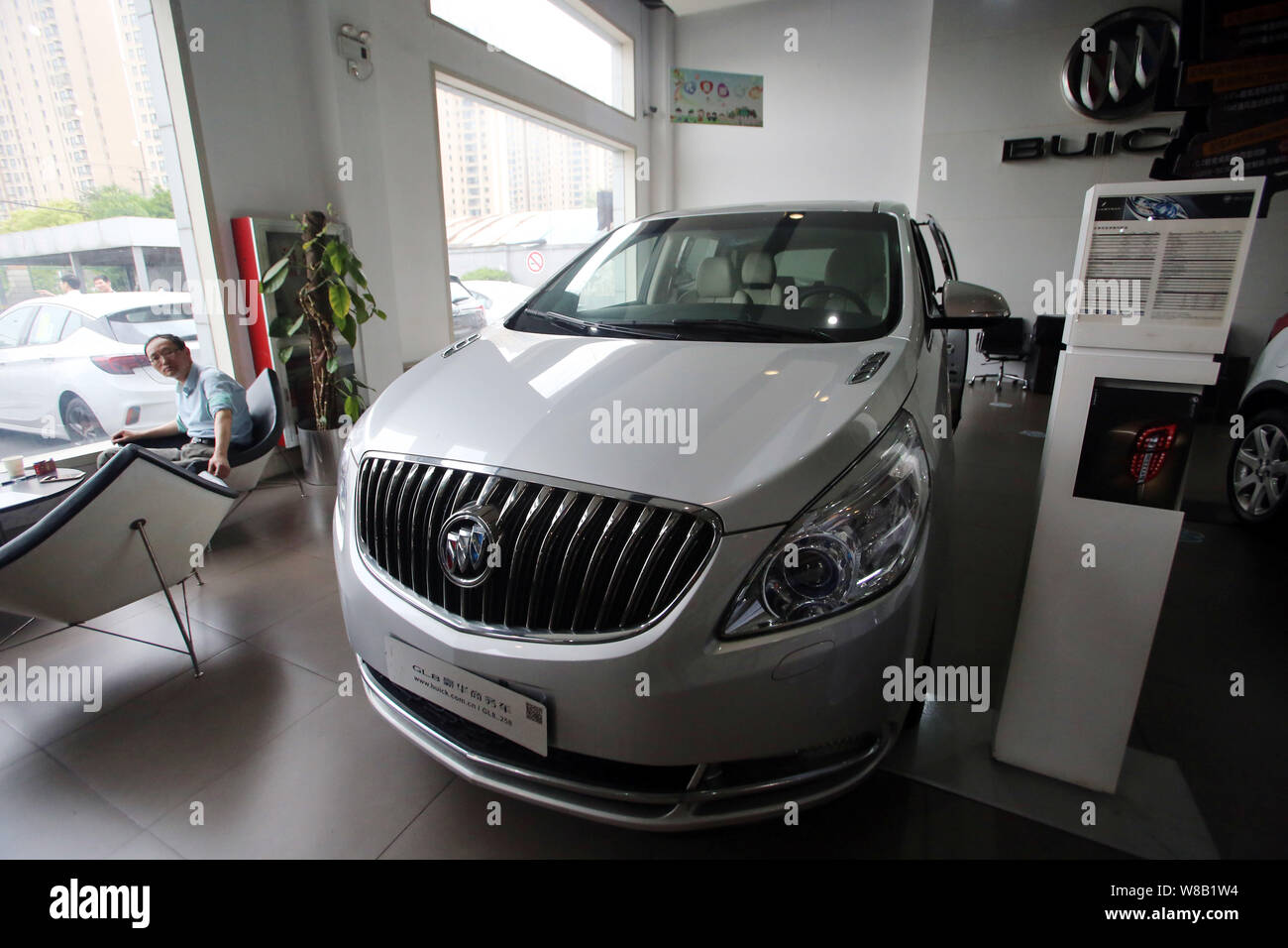 Gl8 hi-res stock photography and images - Alamy