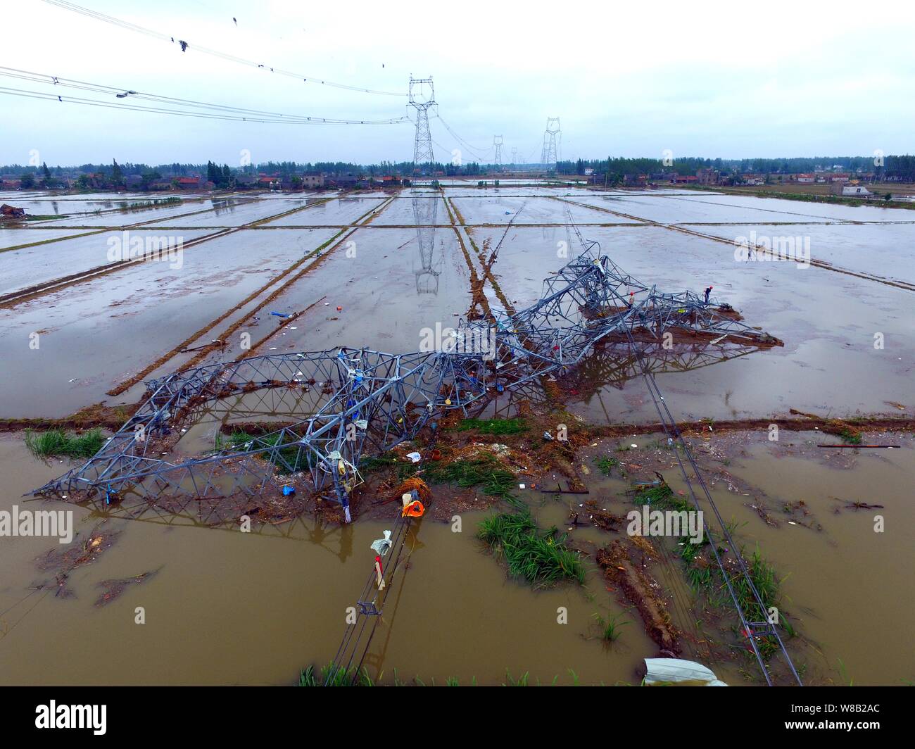 Massive pylon hi-res stock photography and images - Alamy