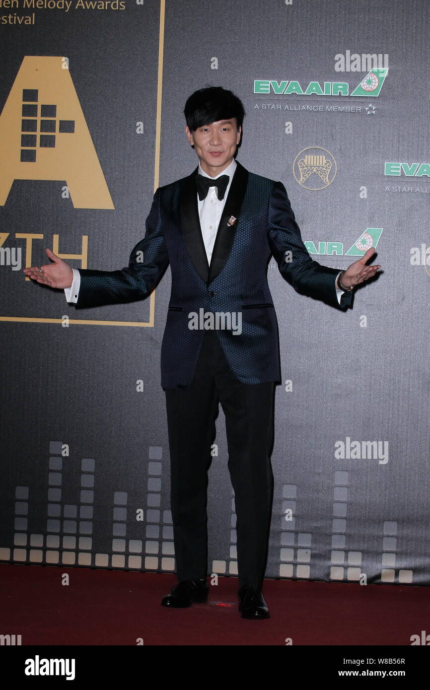 Singaporean singer JJ Lin arrives on the red carpet for the 27th Golden ...