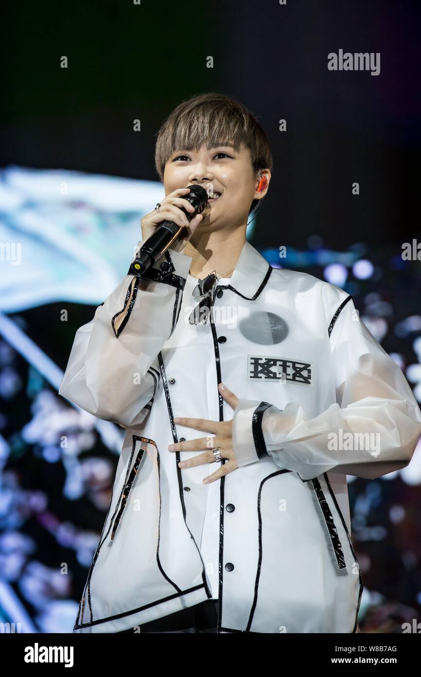 Chinese singer Li Yuchun performs during the 2016 Orange Isle Music ...
