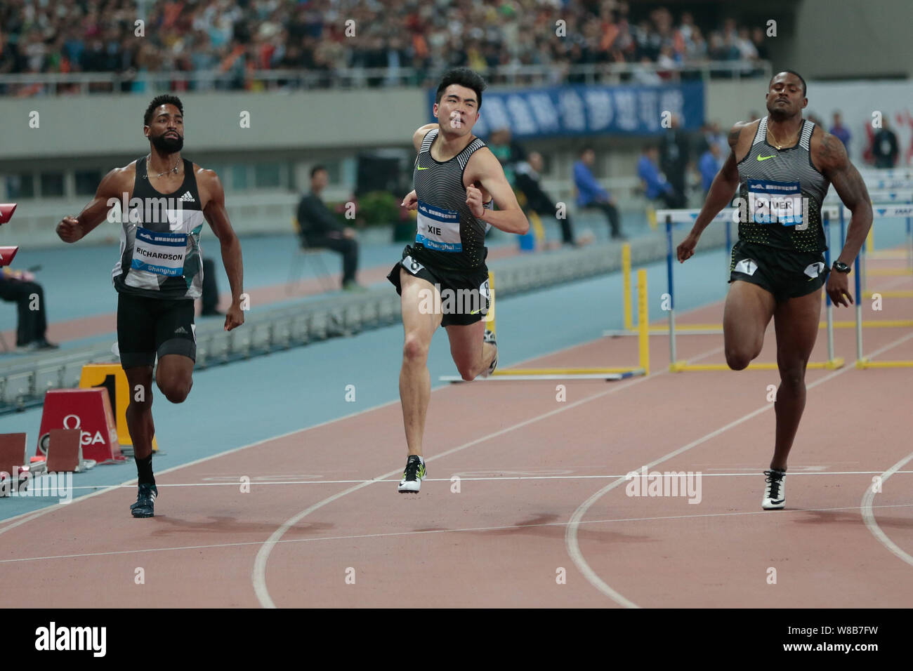 Diamond dash hi-res stock photography and images - Alamy