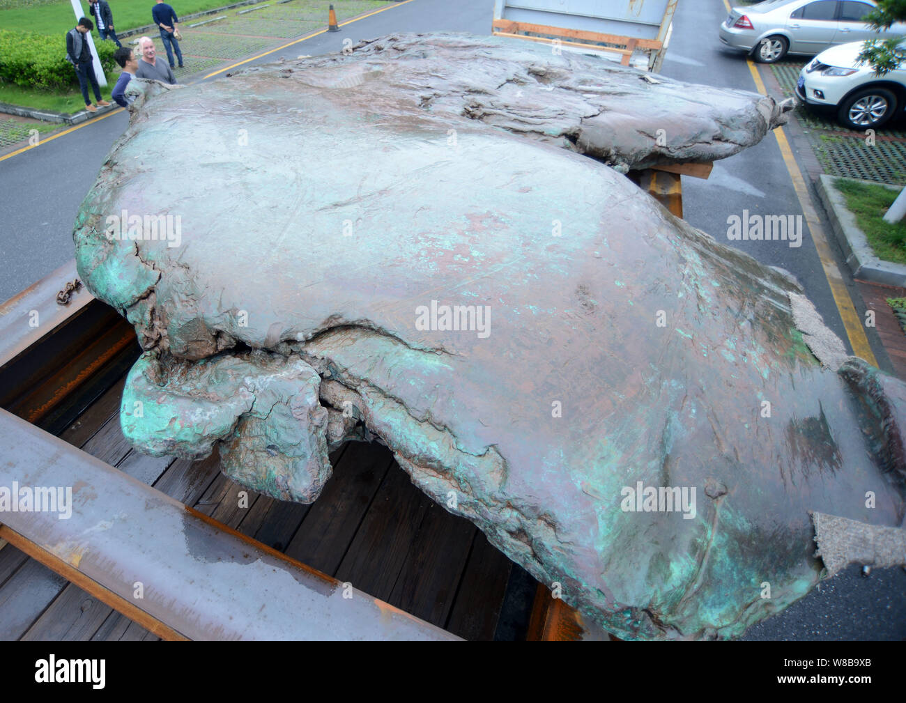 The world's largest piece of glacial float copper is pictured in ...