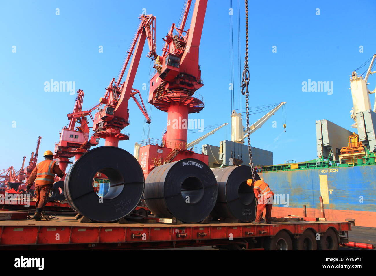 --FILE--Chinese workers prepare to have rolls of coiled steel products ...