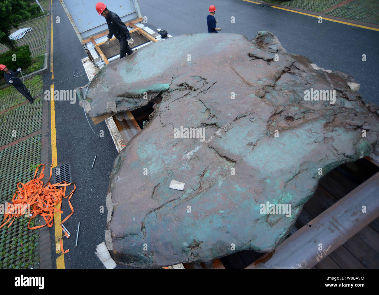 The world's largest piece of glacial float copper is pictured in ...