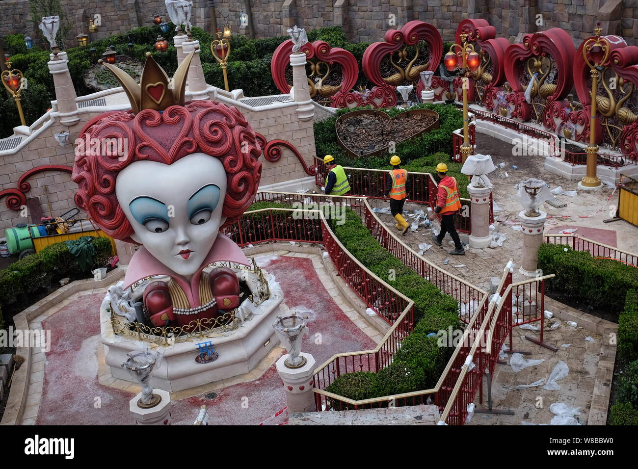 Shanghai disney wonderland hi-res stock photography and images - Alamy