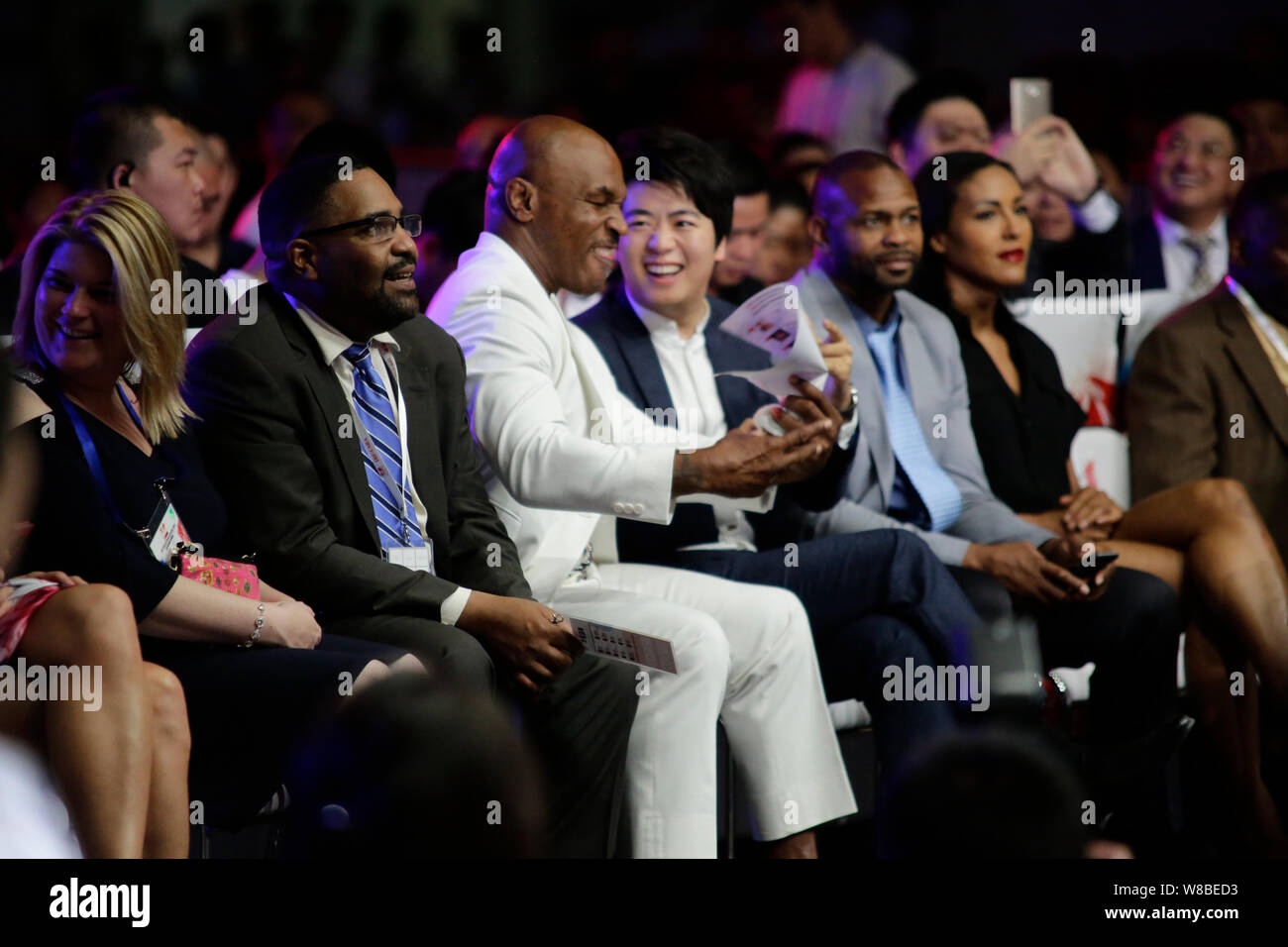 Mike tyson hi-res stock photography and images - Alamy