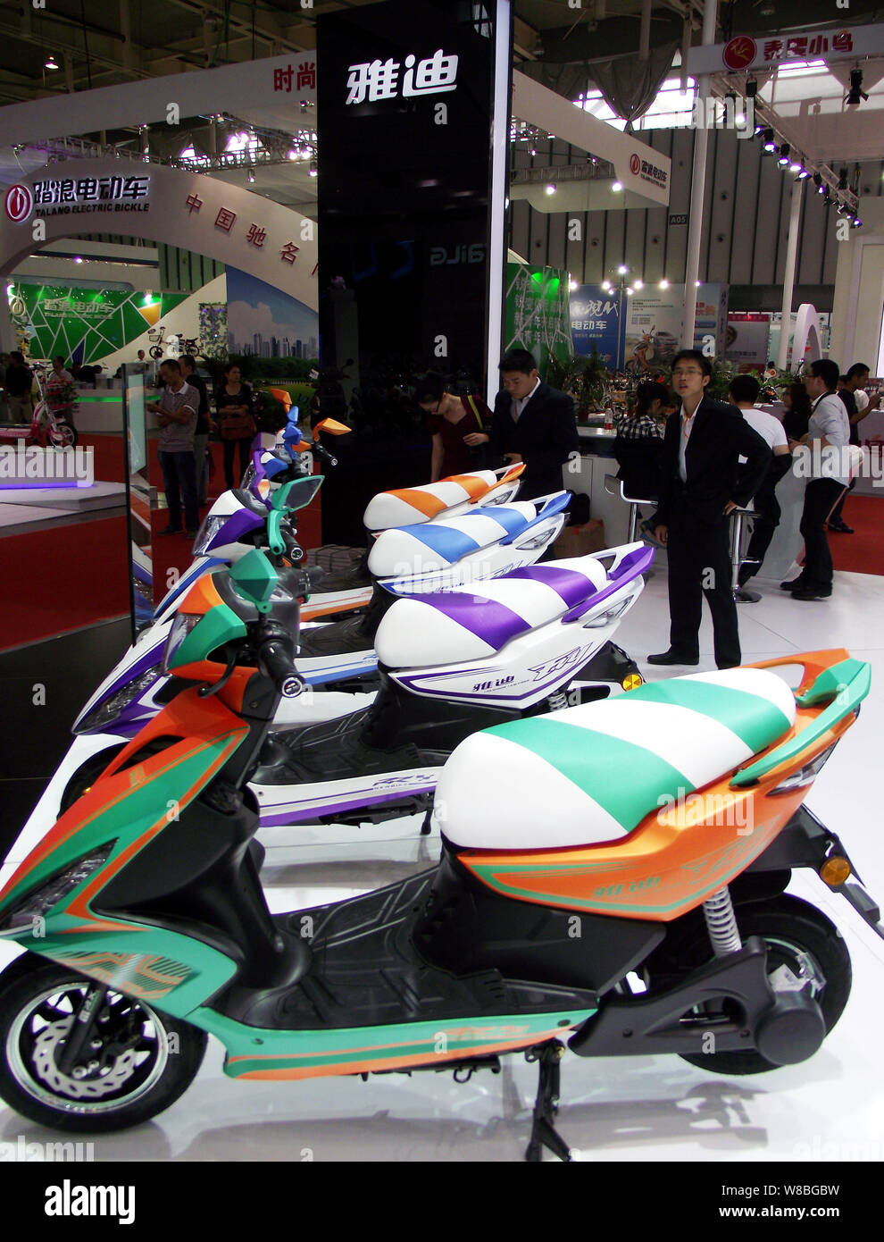 Yadea hi-res stock photography and images - Alamy