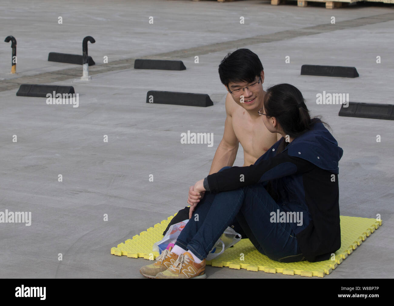 Legless Man High Resolution Stock Photography and Images - Alamy