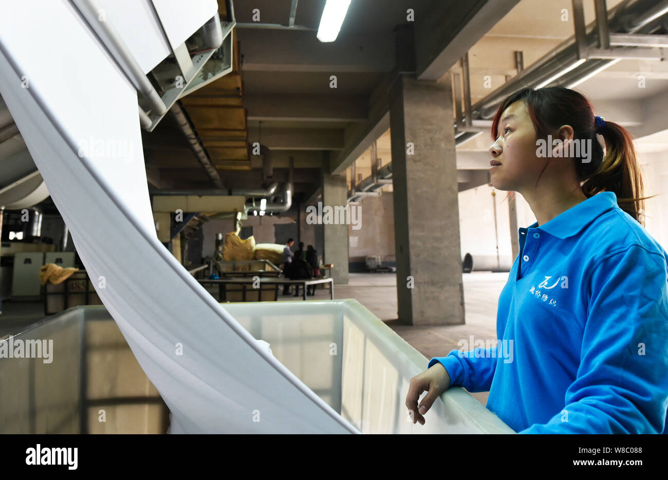 Textile production in china hi-res stock photography and images - Alamy