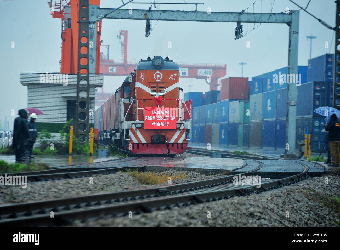 Freight train france hi-res stock photography and images - Alamy