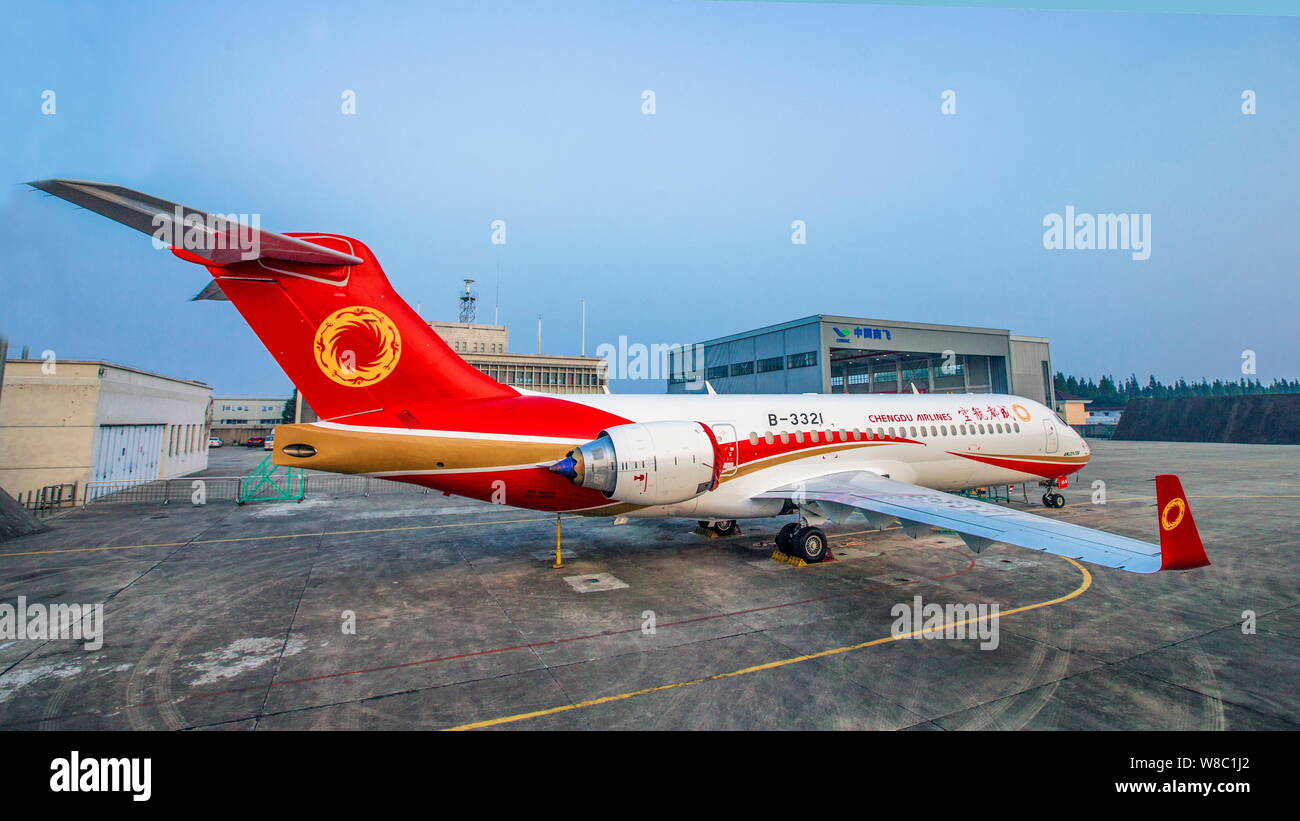 Comac Arj21 High Resolution Stock Photography and Images - Alamy