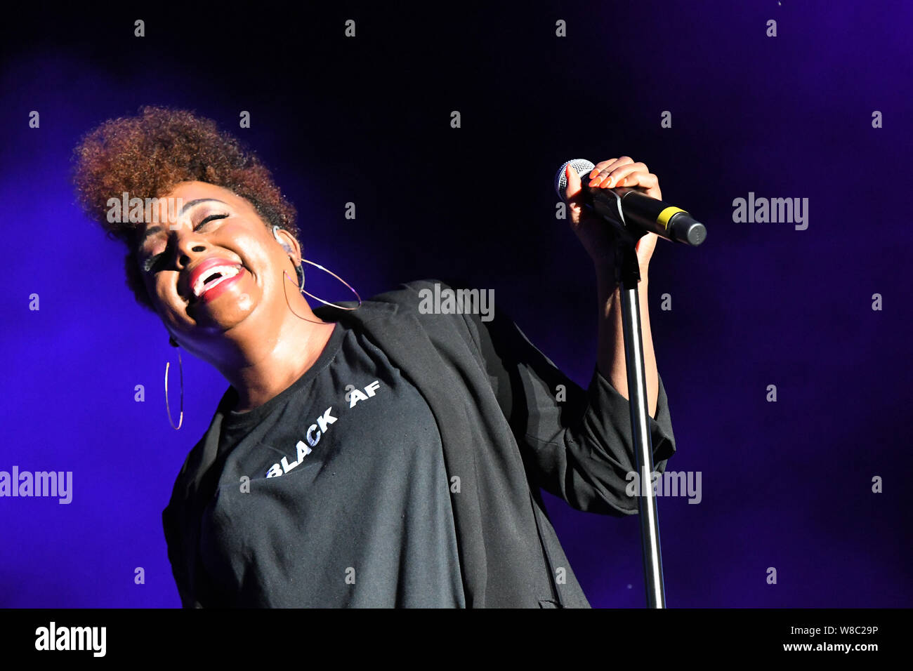 Dell music center hi-res stock photography and images - Alamy
