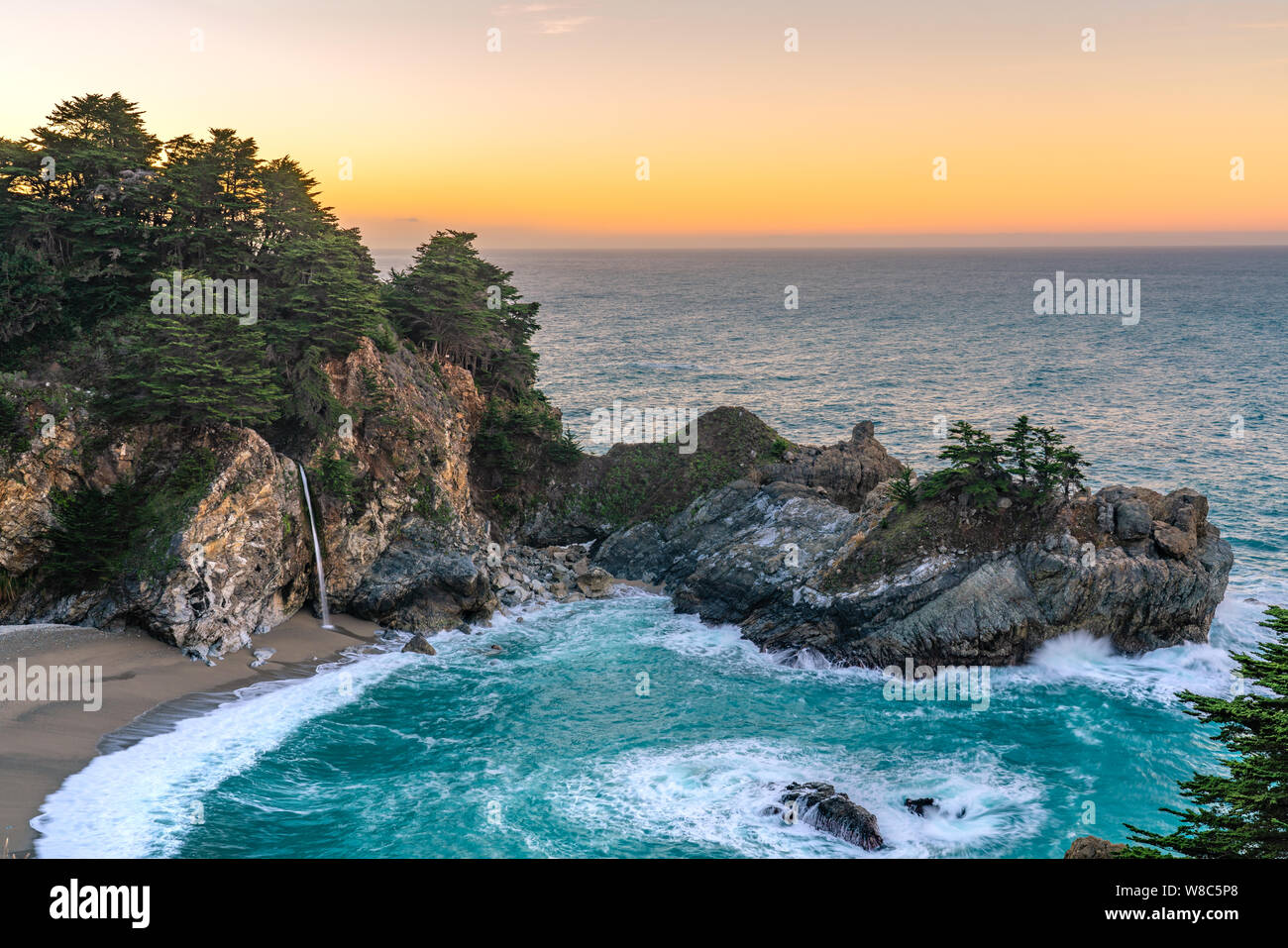 Lookout amazing view on pacific hi-res stock photography and images - Alamy