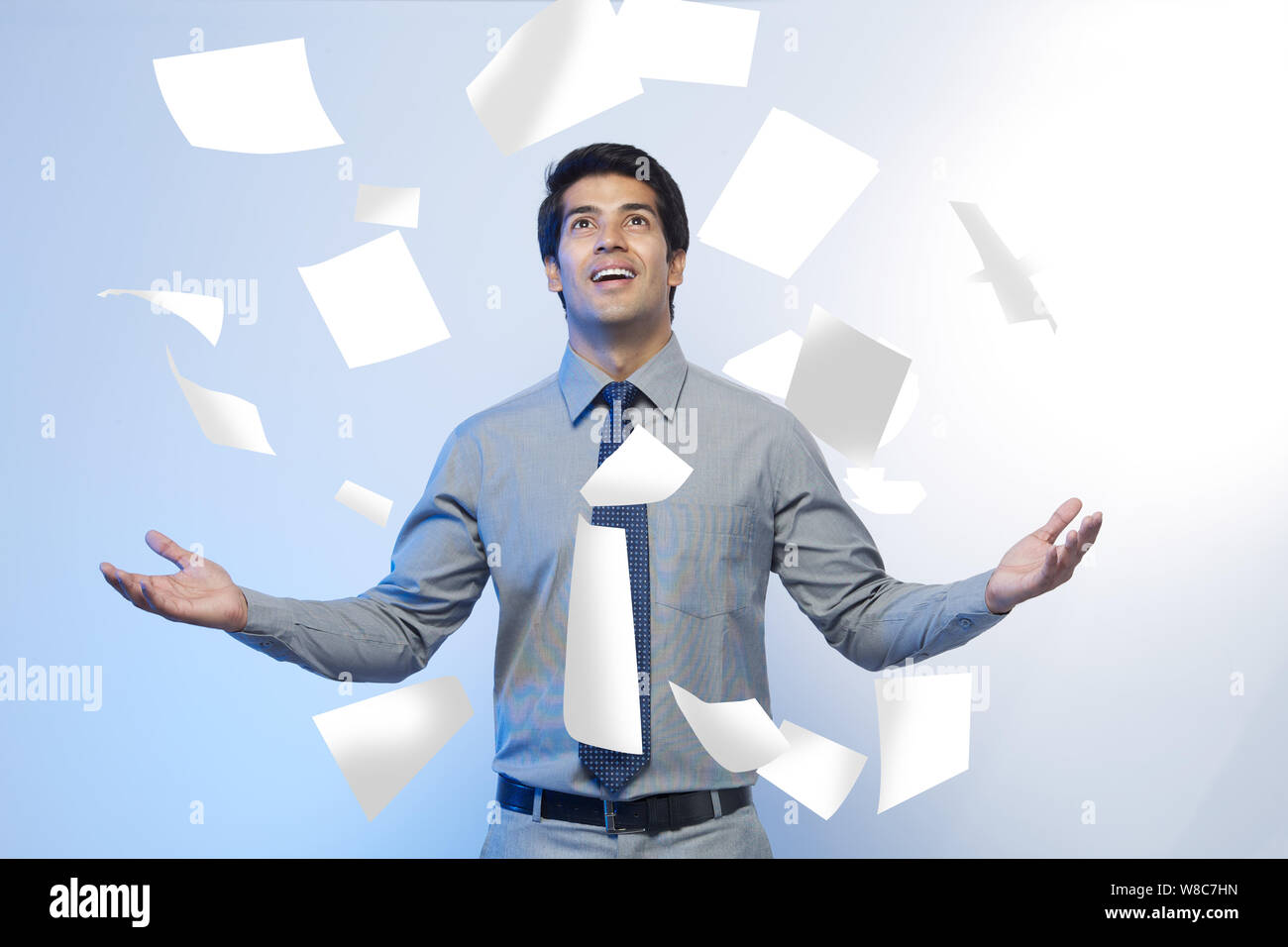 Businessman falling down hi-res stock photography and images - Alamy