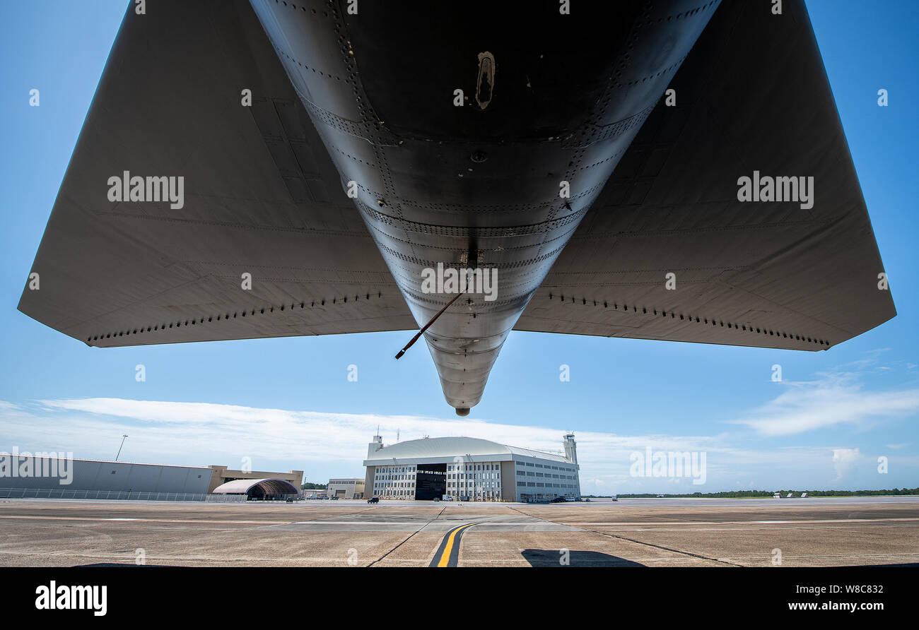 A 49th Test and Evaluation Squadron B-52 Stratofortress sits on the ...