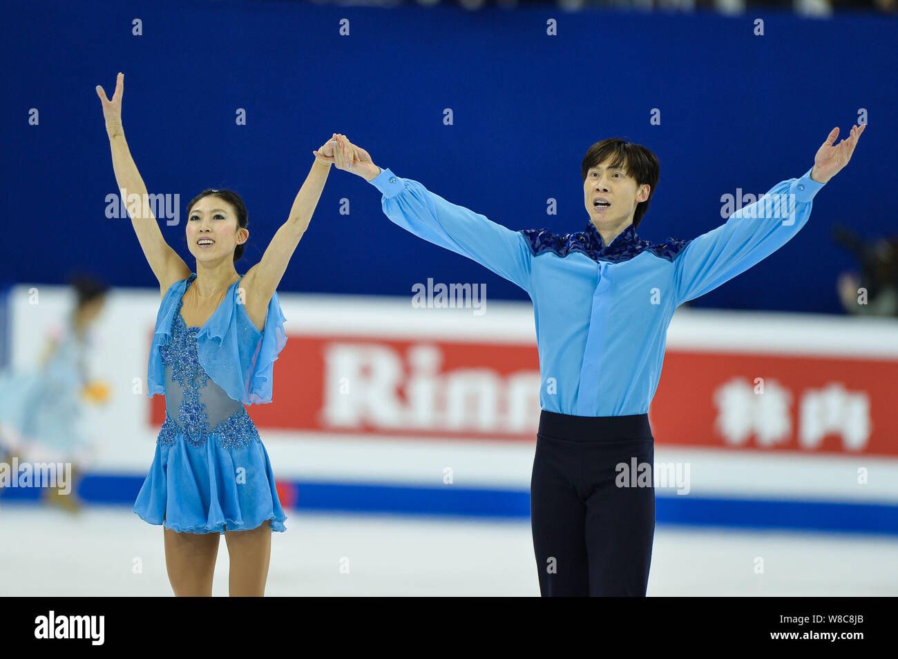 Pairs free skating hi-res stock photography and images - Alamy