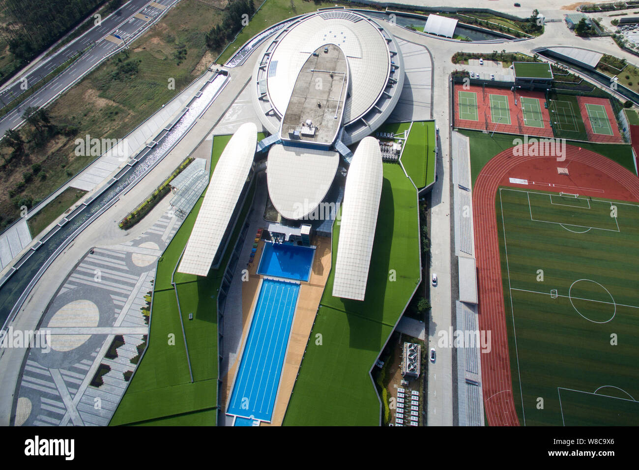 Netdragon building hi-res stock photography and images - Alamy