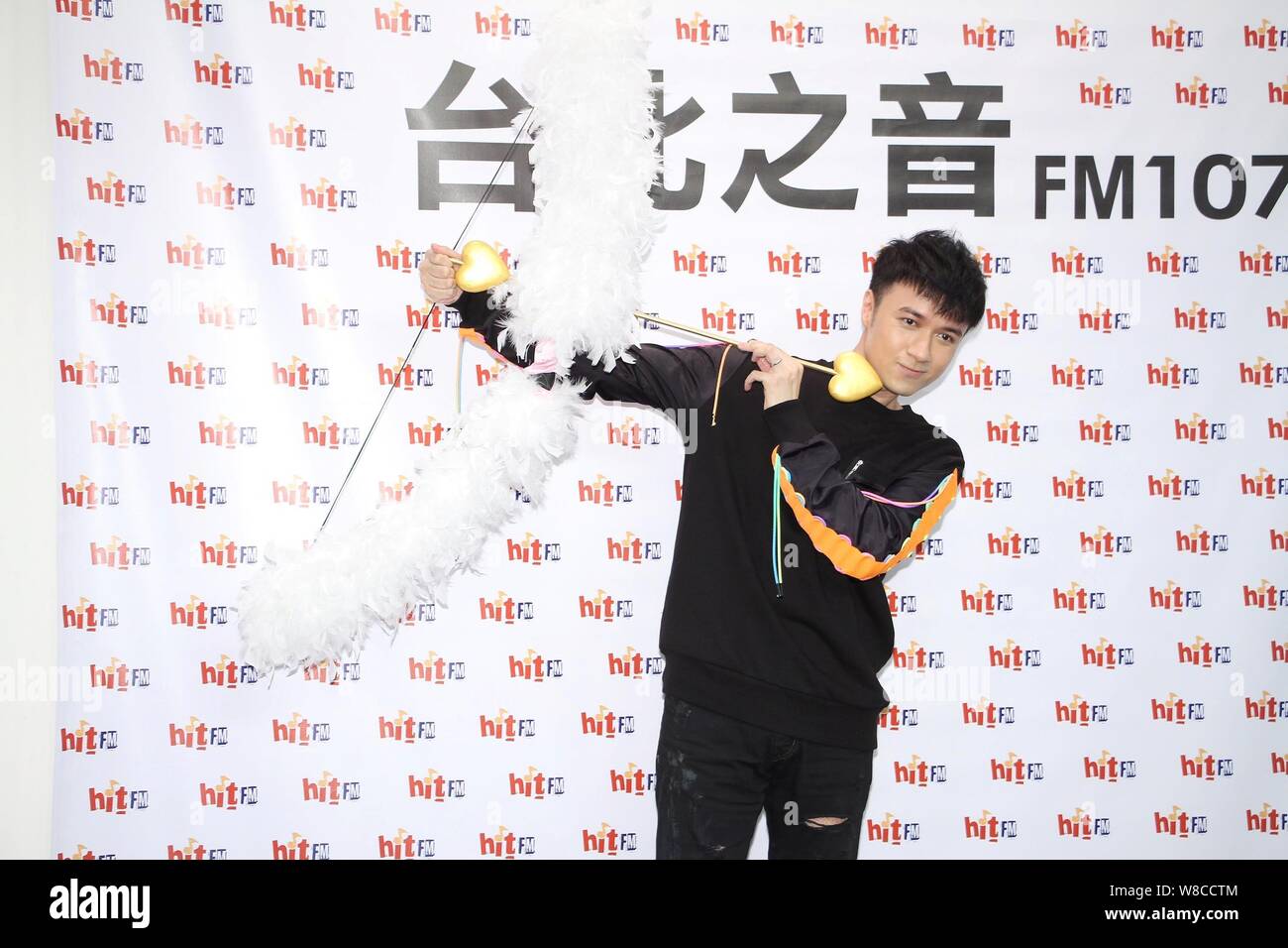 Hong kong singer leo ku hi-res stock photography and images - Alamy