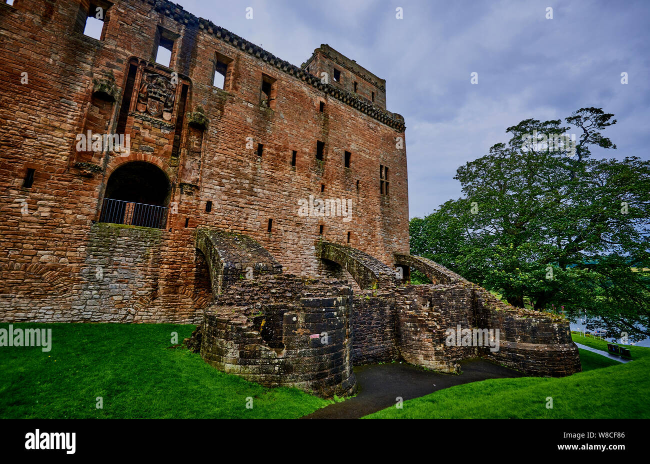 Linlithgow palace hi-res stock photography and images - Alamy