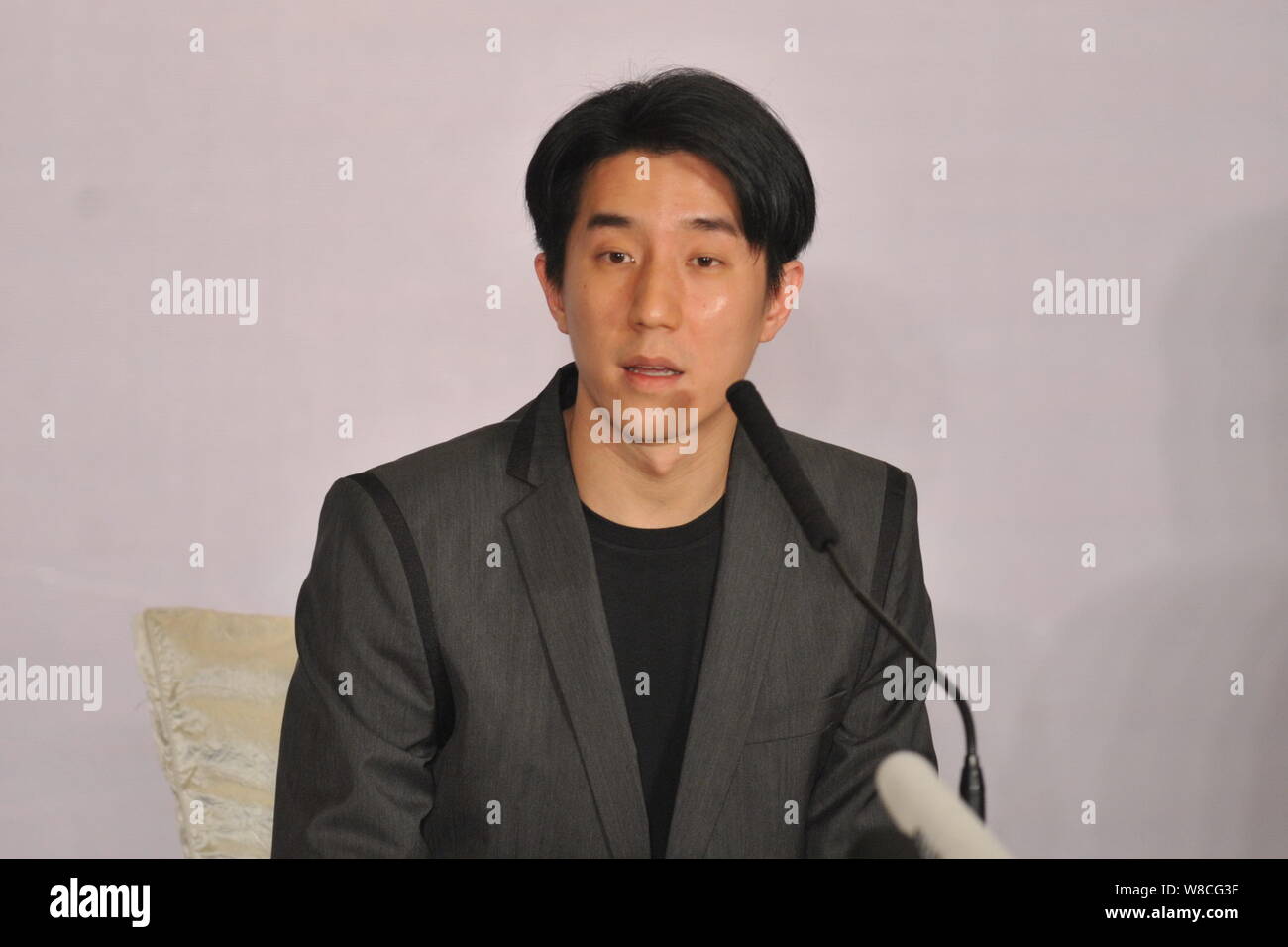 Jackie jaycee chan hi-res stock photography and images - Alamy