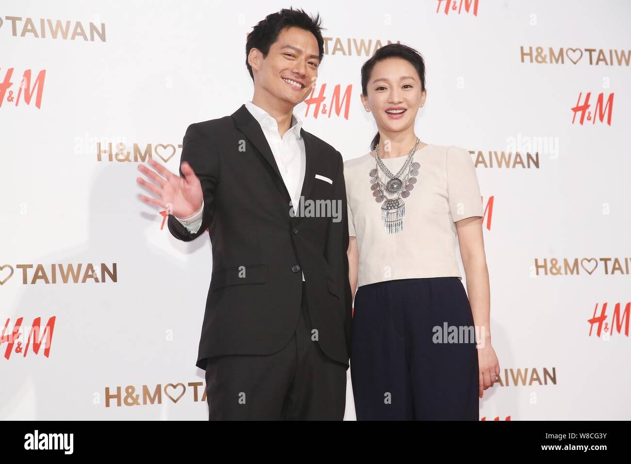Chinese actress Zhou Xun, right, and her American actor husband Archie ...