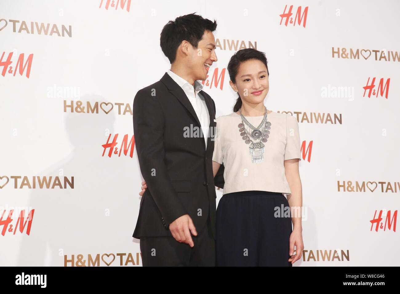 Chinese actress Zhou Xun, right, and her American actor husband Archie ...
