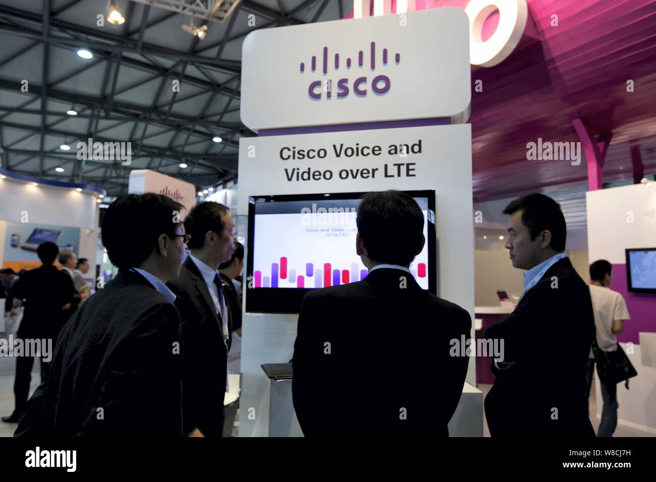 Cisco system hi-res stock photography and images - Alamy