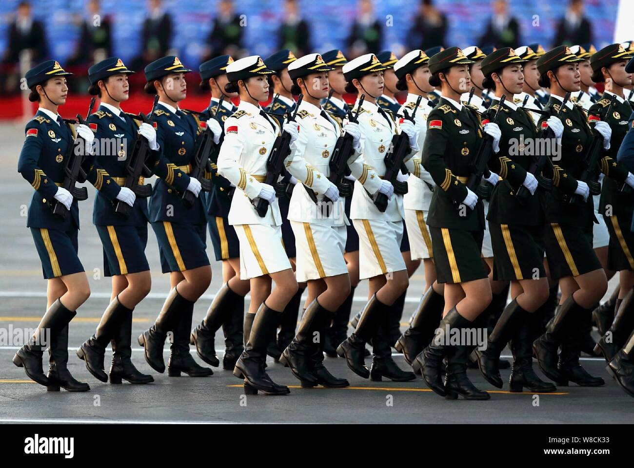Female honor guards of the PLA (People's Liberation Army) arrive at ...