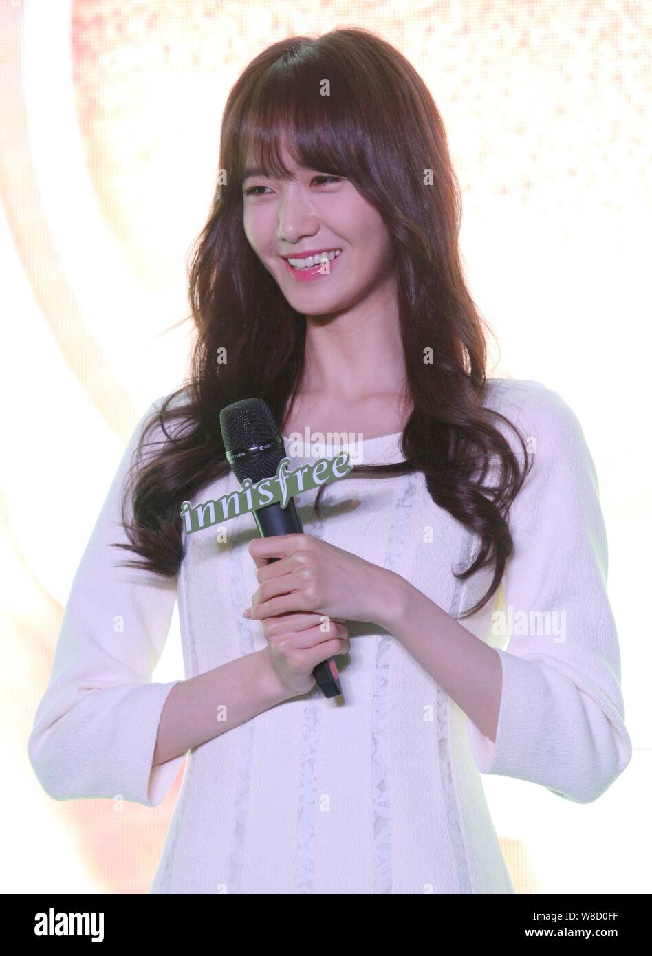 Yoona hi-res stock photography and images - Alamy