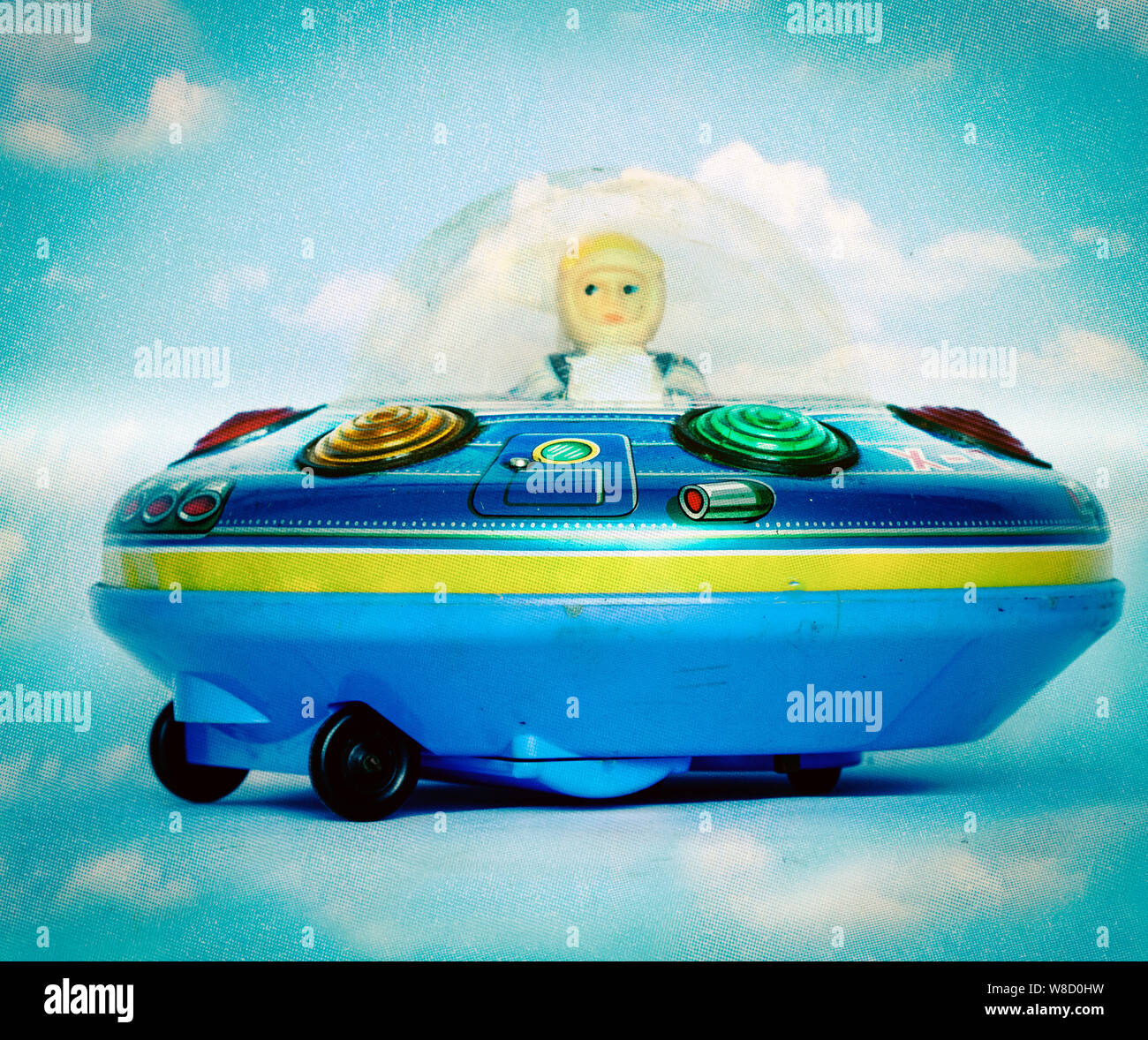 Vintage astronaut toy hi-res stock photography and images - Alamy