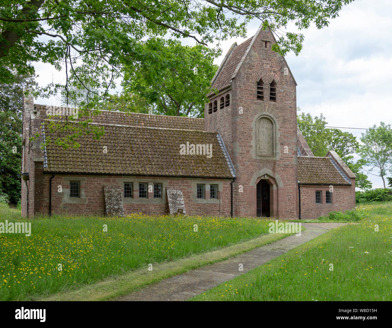 English edwardian arts and crafts architecture hi-res stock photography ...
