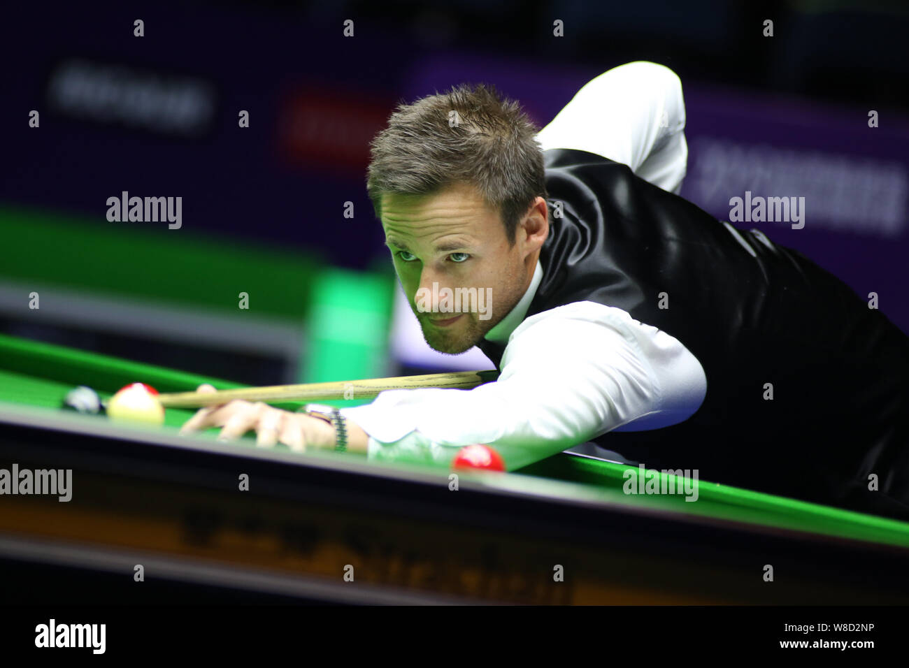 David gilbert hi-res stock photography and images - Alamy