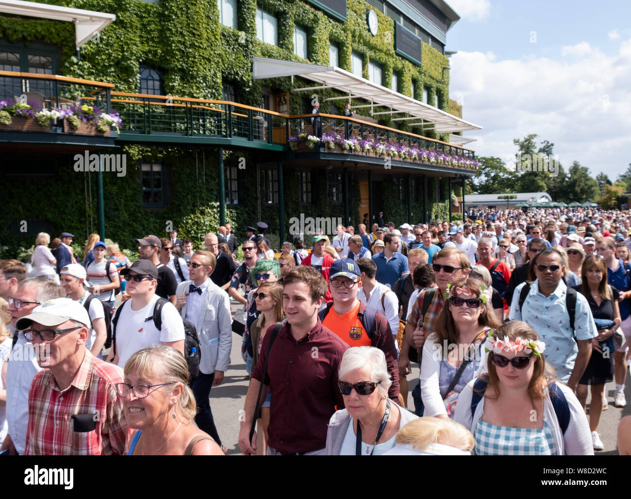 Entering sunlight hi-res stock photography and images - Alamy