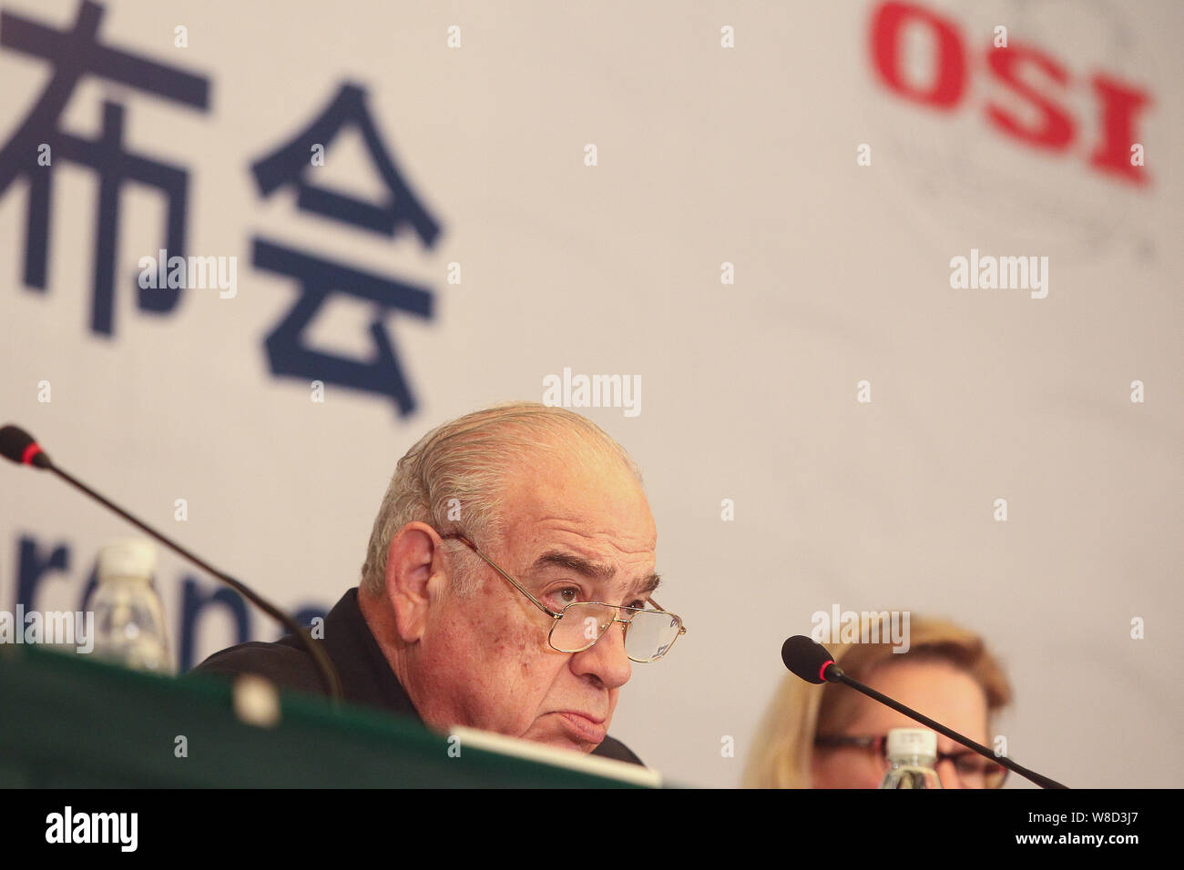 --FILE--Sheldon Lavin, chairman, chief executive officer and owner of ...